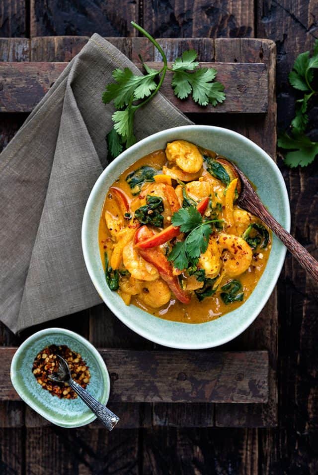 Quick and Easy Prawn Curry - Supergolden Bakes