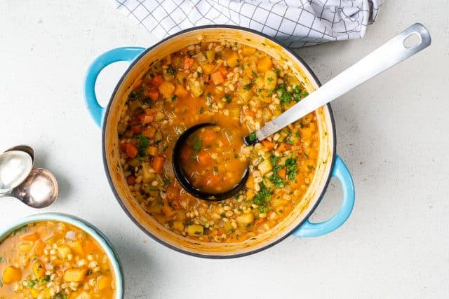 Hearty Vegetable Soup - Supergolden Bakes