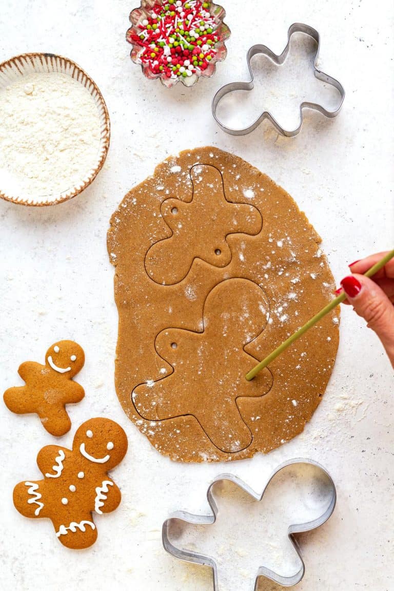 Easiest Gingerbread Cookies - Supergolden Bakes