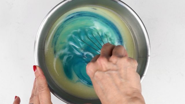 Mirror Glaze Cake | Video Tutorial - Supergolden Bakes