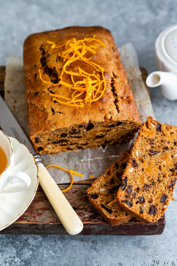 Easy Tea Fruit Loaf - Supergolden Bakes