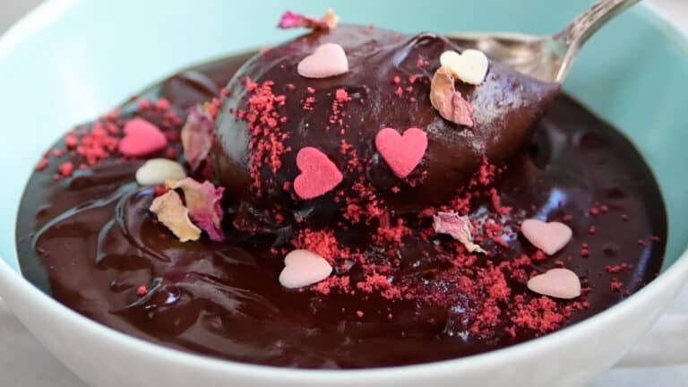 Easy Chocolate Soup - Perfect for Valentine's Day - Supergolden Bakes