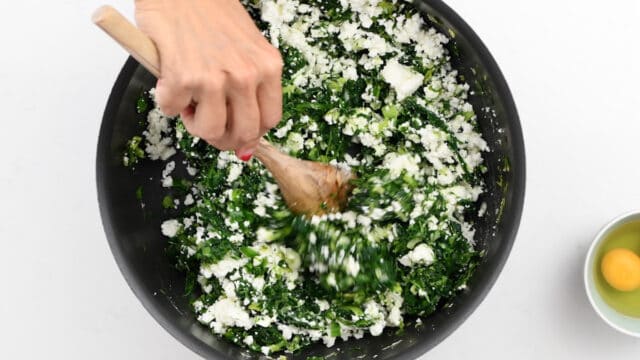 Easy Spanakopita – Greek Spinach Pie - Supergolden Bakes