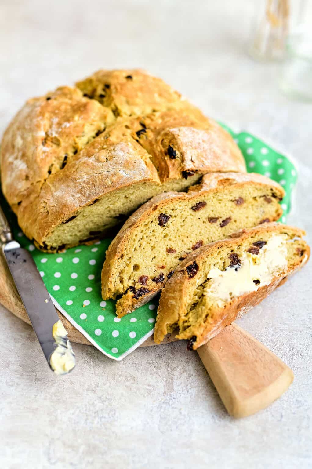 Easy Irish Soda Bread - Supergolden Bakes