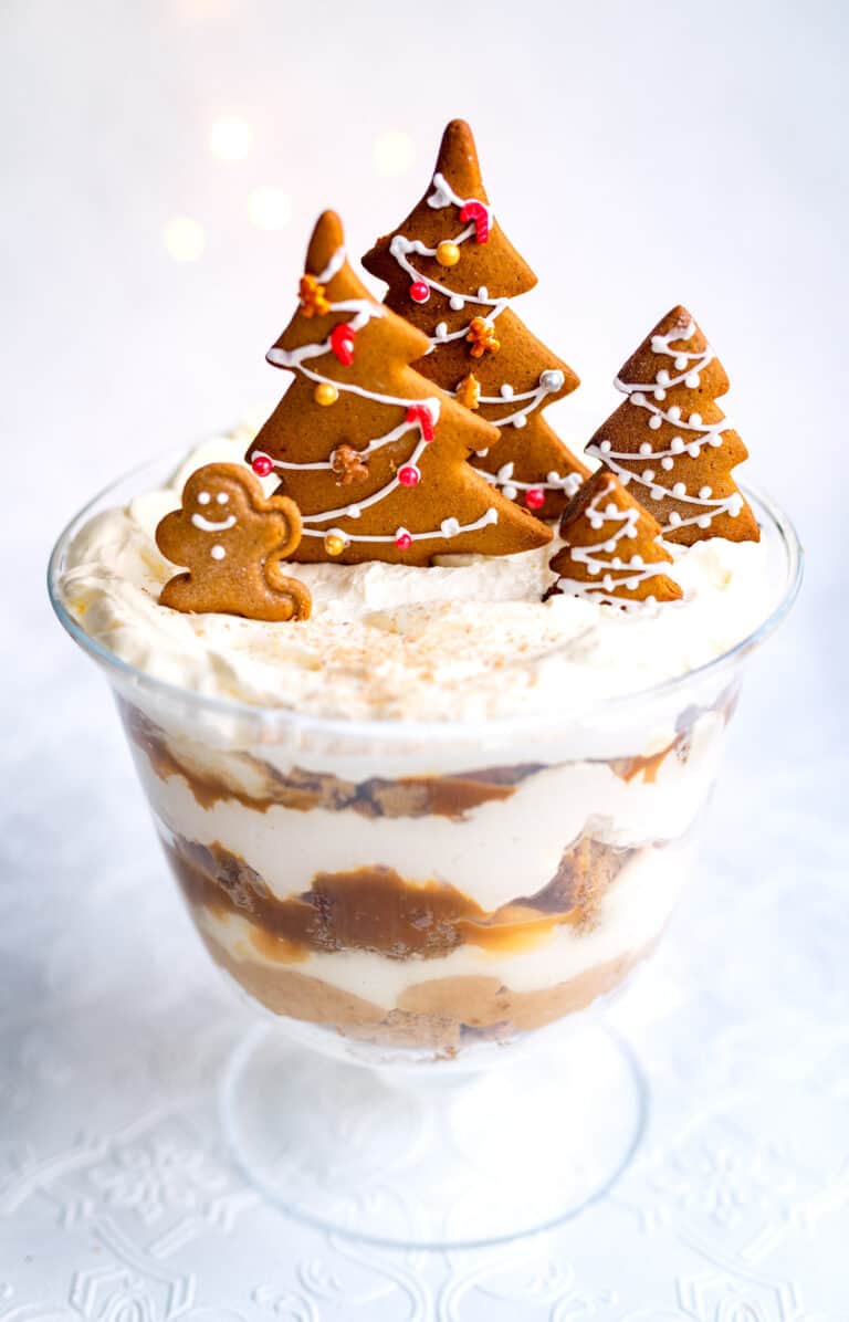 Gingerbread Trifle – Easy and Delicious! - Supergolden Bakes