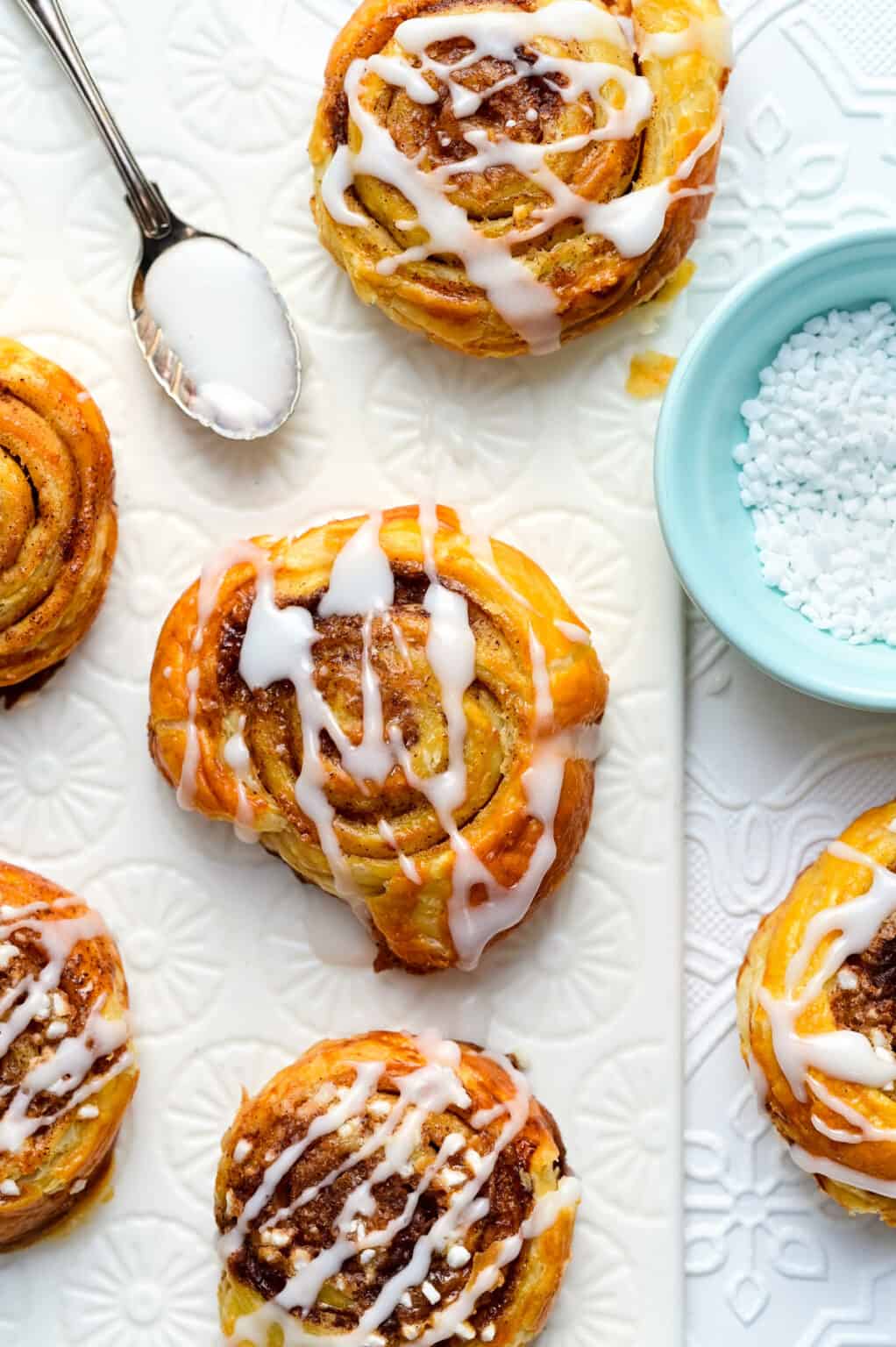 Easy Cinnamon Swirls - Supergolden Bakes