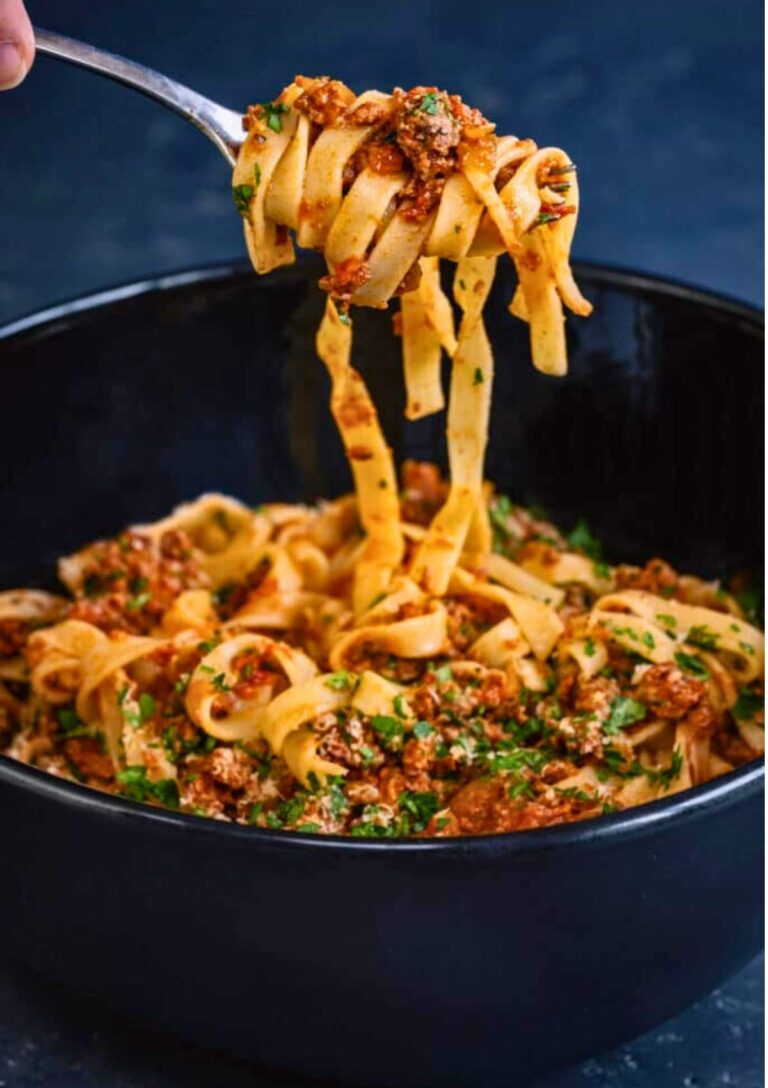Slow Cooked Venison Ragu - Supergolden Bakes