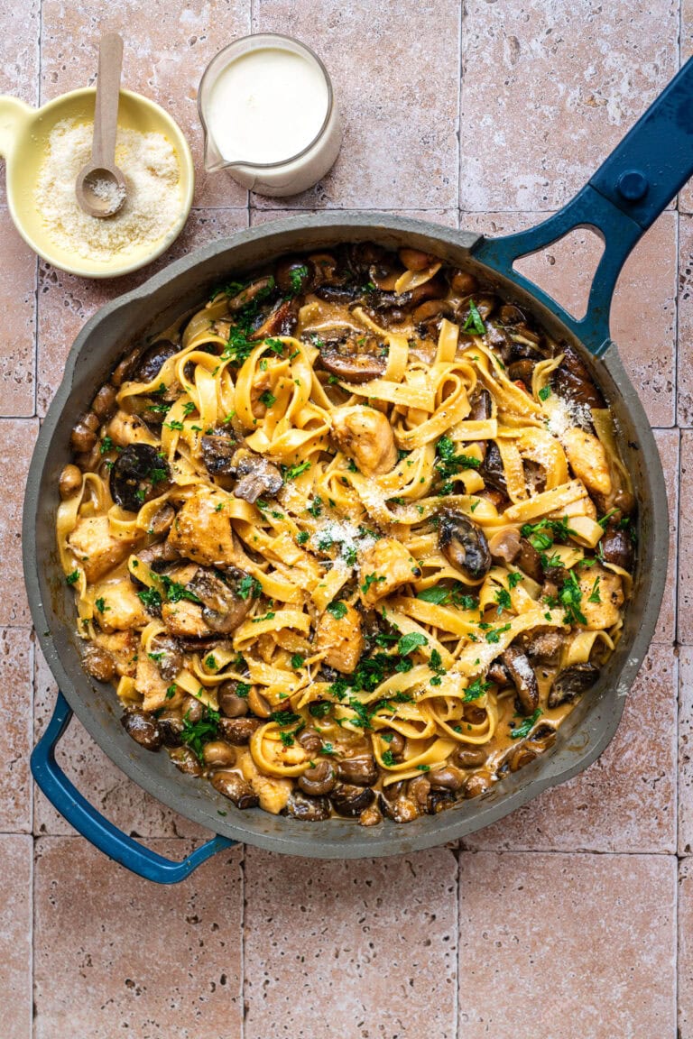 Chicken Marsala Pasta - Supergolden Bakes