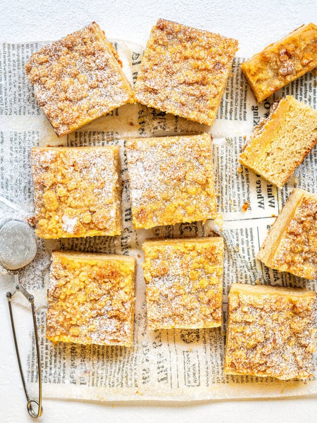 Streuselkuchen (German crumb cake) - Supergolden Bakes