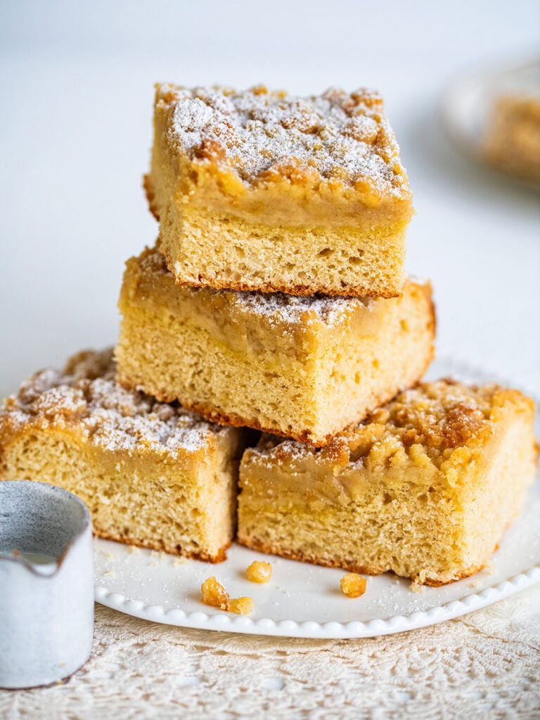 Streuselkuchen (German crumb cake) - Supergolden Bakes